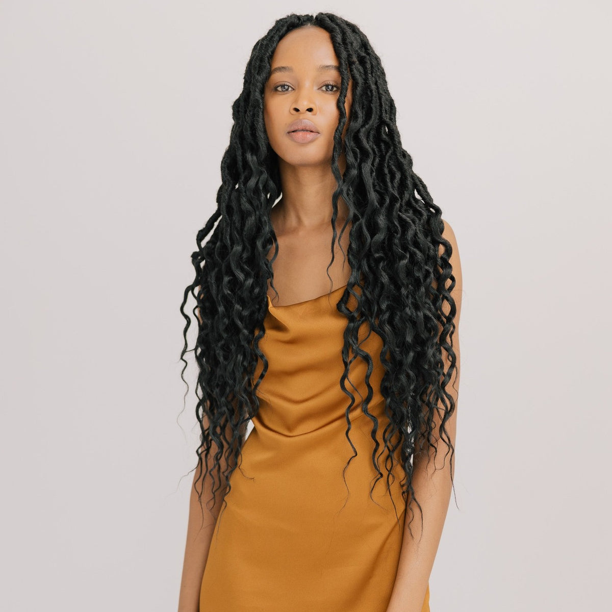 Queen Locs in Naturel 24"® | Boho Locs