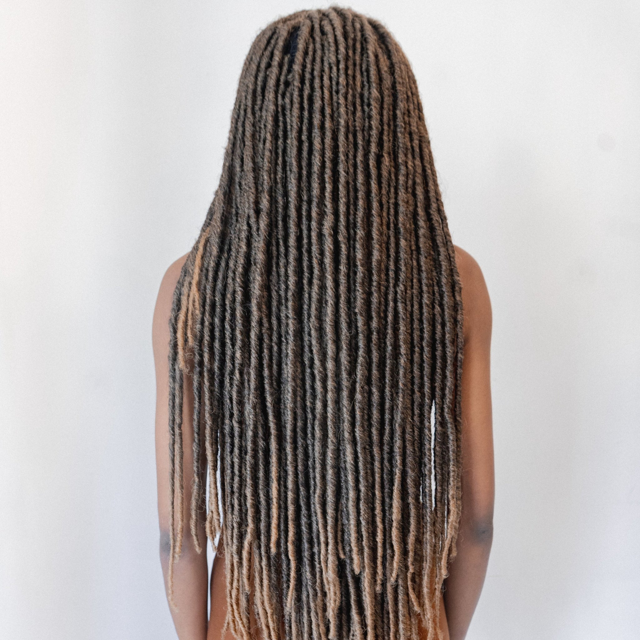 Supreme Locs in Bey-Blonde 26"® – Boho Locs